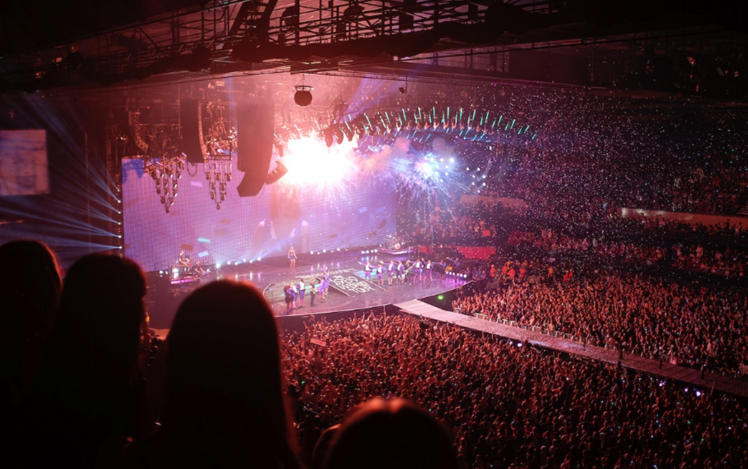 21 Popular Songs With Figurative Language (Best Find)